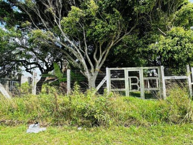 Terreno na Rua das Âncoras em Atlântida Sul