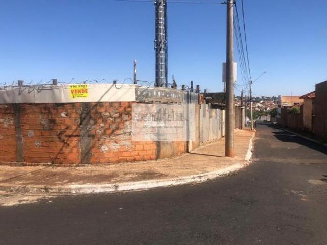 Terreno na Vila Simoni em Jaboticabal