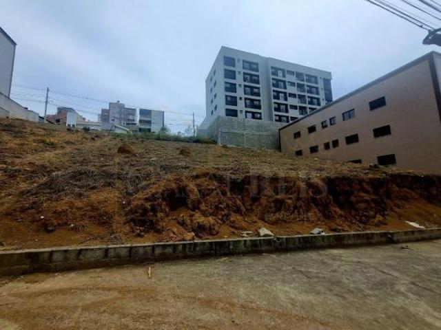 Terreno na Zona Leste