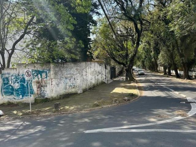 TERRENO NO MENINO DEUS PRÓXIMO AO MARINHA DO BRASIL E BEIRA RIO!