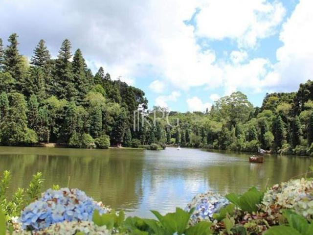 TERRENO NO MORADA DA SERRA