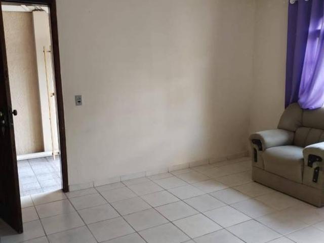 Terreno no Novo Mundo com Ampla Casa Não Financia R$800 Mil Reais