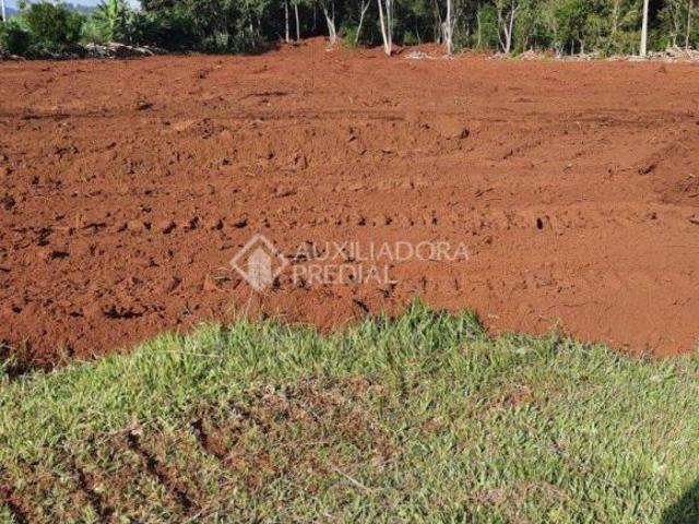 Terreno no bairro Travessão