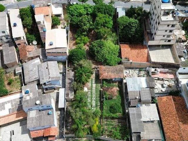 TERRENO NO BAIRRO VILA CLORIS