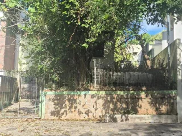 Terreno no Bairro Chácara das Pedras