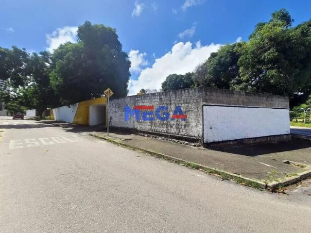 Terreno no bairro Engenheiro Luciano Cavalcante em Fortaleza, CE