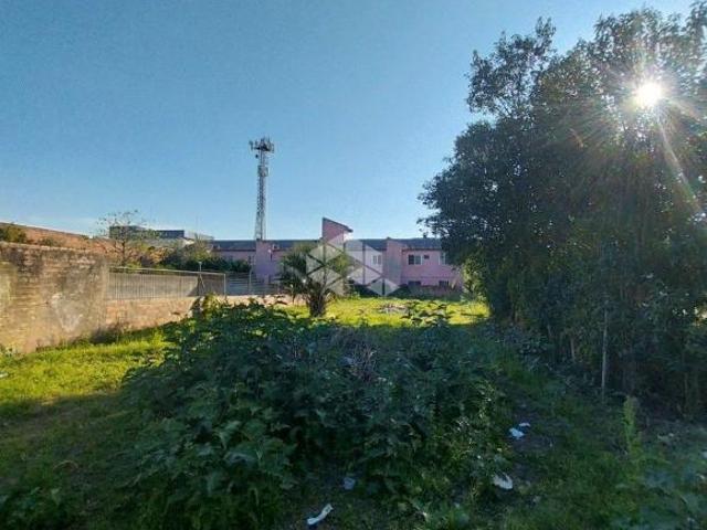 Terreno no bairro Niterói com 484 m² de área total, face leste