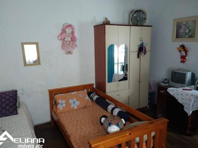 Terreno no Bairro Olímpico à Venda com casas antigas