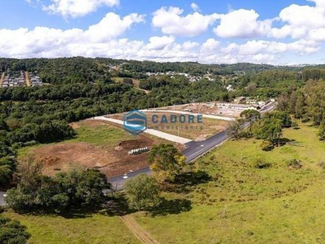 TERRENO NO BAIRRO PARADA CRISTAL COM 307m²