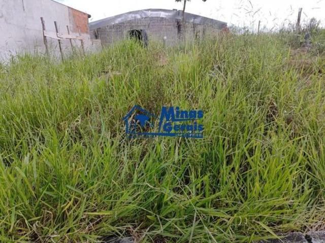 TERRENO NO BAIRRO SANTA JÚLIA, VENDE SE!