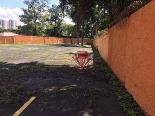 Terreno no Campo Belo