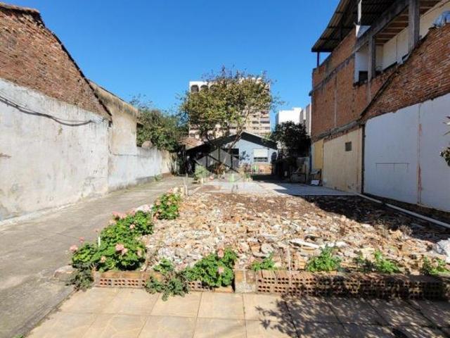 Terreno no Centro de Canoas com 484m² 11 X 44m