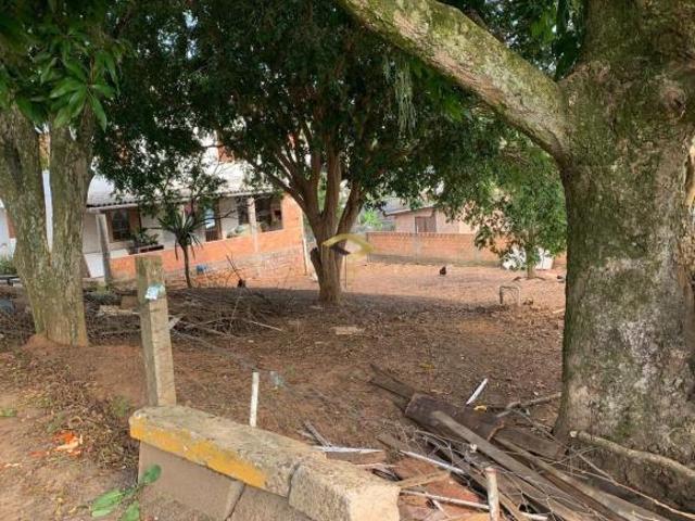 Terreno no Centro de Nova Santa Rita