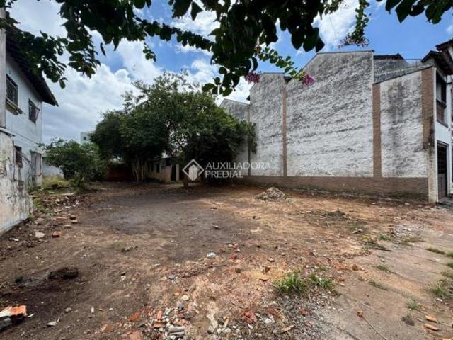 Terreno no Centro de São Leopoldo, com 660m²