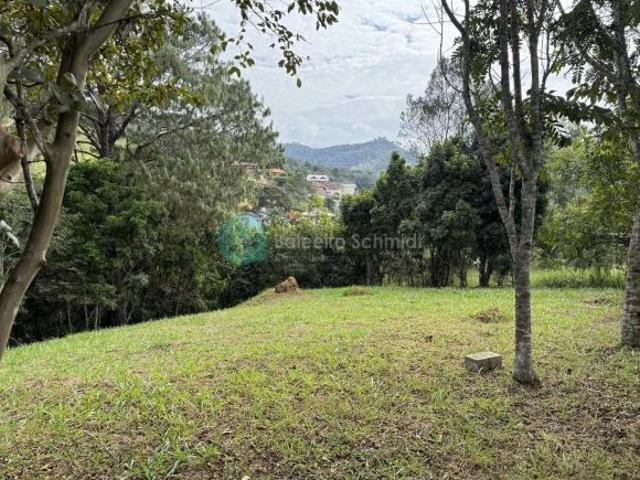 Terreno no Centro de Santo Antônio do Pinhal