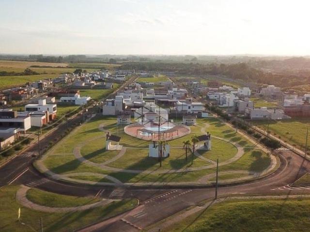 Terreno no Condomínio Cidade Universitária Eco Village à venda de 382 m² no Bairro Camobi em Santa M