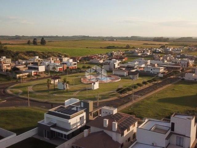 Terreno no Condomínio Cidade Universitáriaà venda de 364 m² no Bairro Camobi em Santa Maria RS