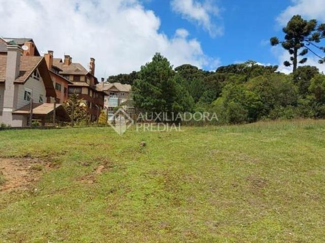 Terreno no condomínio Altos Pinheiros em Canela