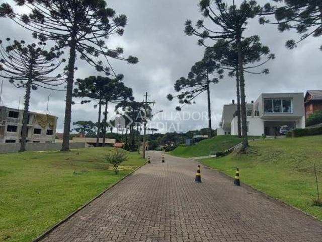 Terreno no condomínio Altos Pinheiros em Canela