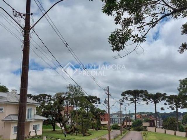 Terreno no condomínio Altos Pinheiros em Canela
