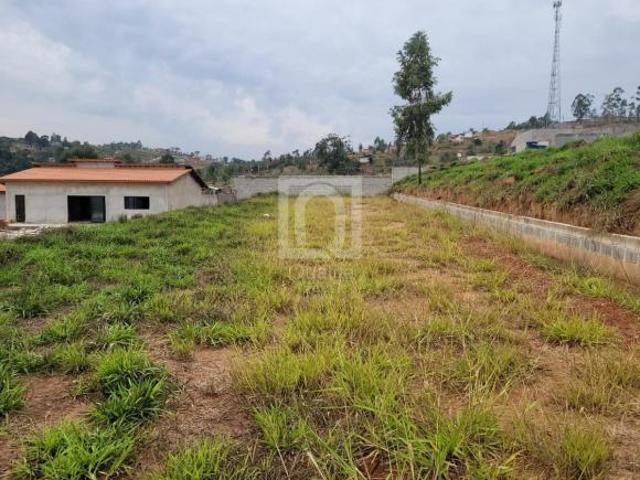 Terreno no condomínio Alves Boulevard 2 Mairinque SP