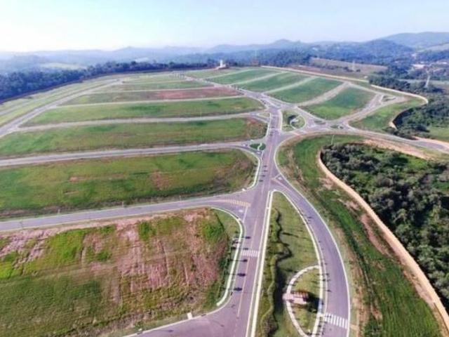 Terreno no Condomínio Alphaville Jundiaí de 596,70 metros R$1.280.000