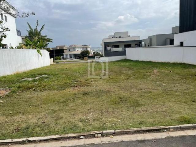 Terreno no Condomínio Alphaville Nova Esplanada 3 Votorantim