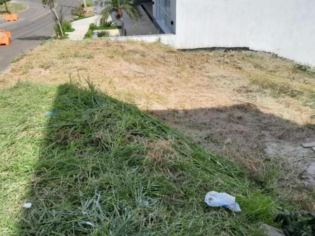 Terreno no Condomínio das Pitangueiras: Seu sonho por R$ 280.000,00!