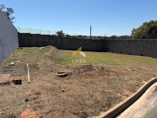 Terreno no condomínio Engenho Velho, Nova Odessa