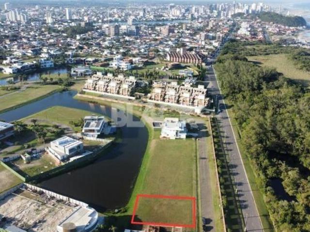 Terreno no condomínio fechado no Ilhas Park em Torres RS