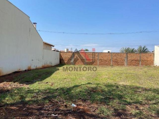 TERRENO NO CONDOMINIO FLAMBOYANTS