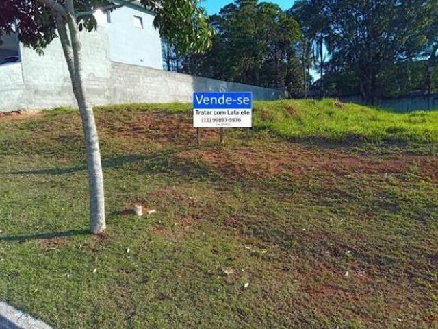 Terreno no condomínio Lago do Sol Cotia