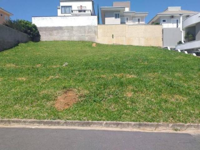 Terreno no Condomínio Portal do Jequitibá em Valinhos, projeto aprovado!