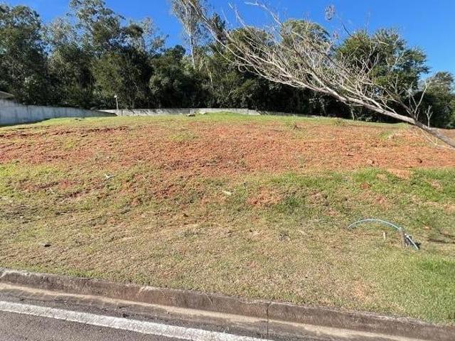 Terreno no condomínio Quinta da Boa Vista em Atibaia SP próximo ao Centro da cidade com 600 m2 e exc