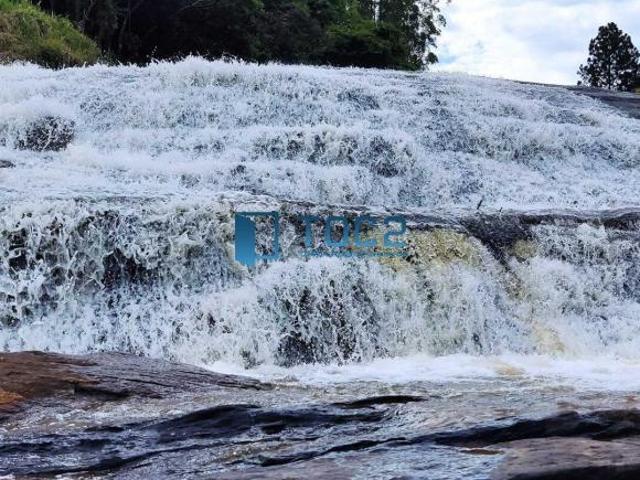 Terreno no Condomínio Recanto das Cachoeiras à venda em Chácara | 4