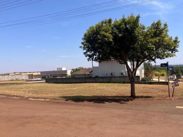 Terreno no Condomínio Recanto dos Pássaros
