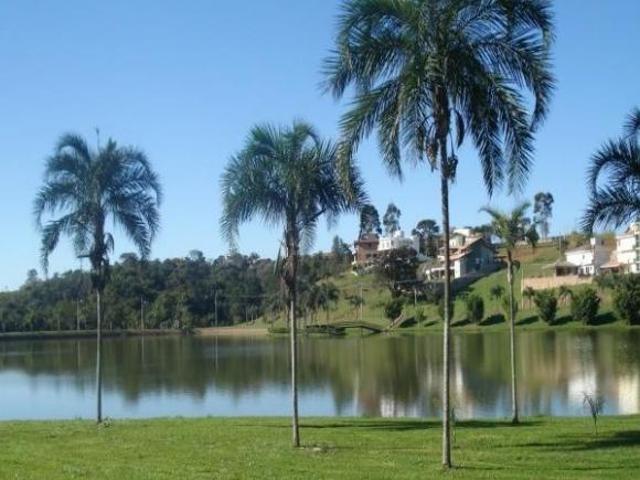 TERRENO NO CONDOMÍNIO RESERVA DA SERRA MEDEIROS JUNDIAÍ