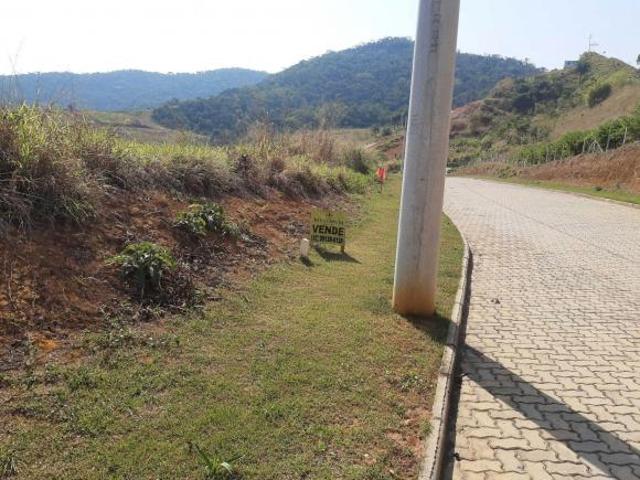Terreno no Condomínio Reserva Ecovile próximo a portaria