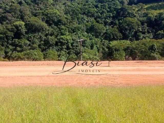 Terreno no Condomínio Residencial Entreserras/ 1.000 m² / Documentado / Excelente localização / Sant