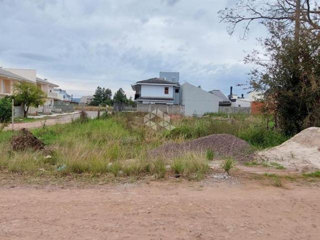 Terreno no condomínio Residencial Ouro Verde com 384,00m², área plana