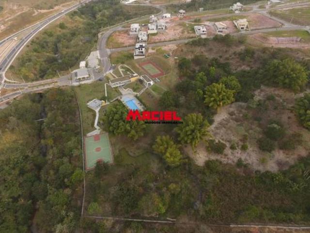 TERRENO NO CONDOMINIO VERANA, BAIRRO PUTIM EM FRENTE A VIA CAMBUI, OTIMA LOCALIZAÇÃO, CONDOMINIO DE