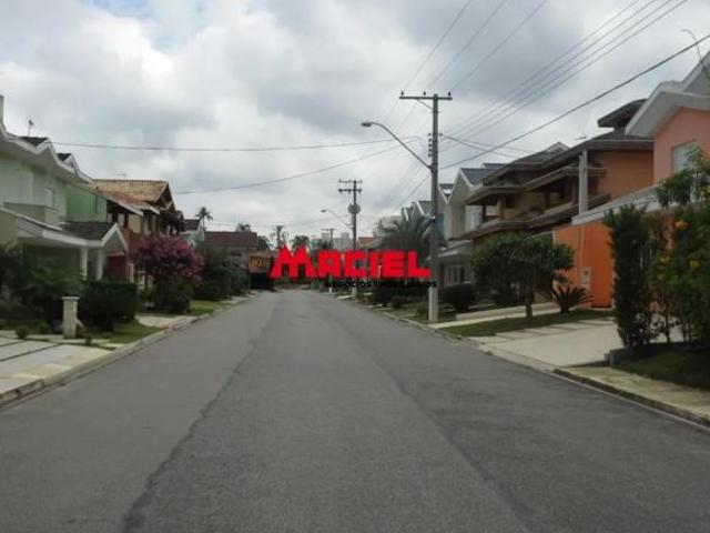 Terreno no Condomínio Vila Europa Jacareí plano / projeto aprovado