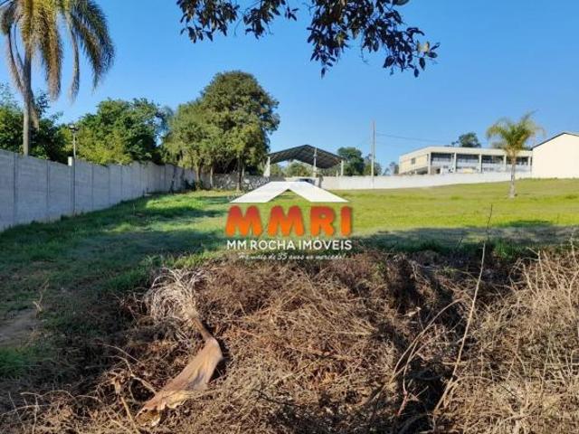 Terreno de Condomínio à Venda em Araçoiaba da Serra SP, Bairro Village da Serra, 1.150m² de Área