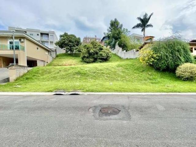 Terreno no Condominio Village Los Angeles