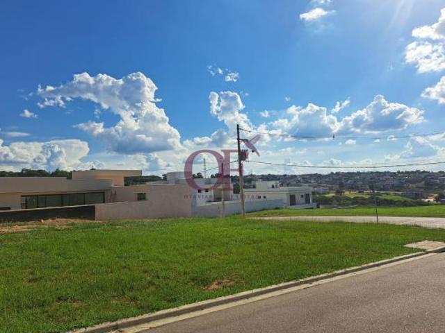 Terreno no Condomínio Villagio Azzure