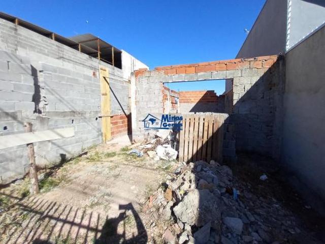 TERRENO NO JARDIM SANTA EDWIRGES COM CONSTRUÇÃO INICIADA, VENDE SE!