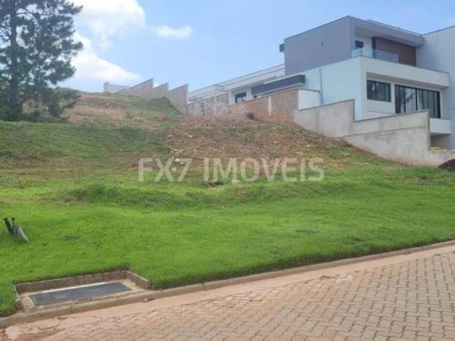 Terreno no Jatibela com 936m² que estuda permuta