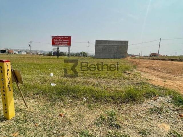 Terreno no Jd. bom sucesso comercial