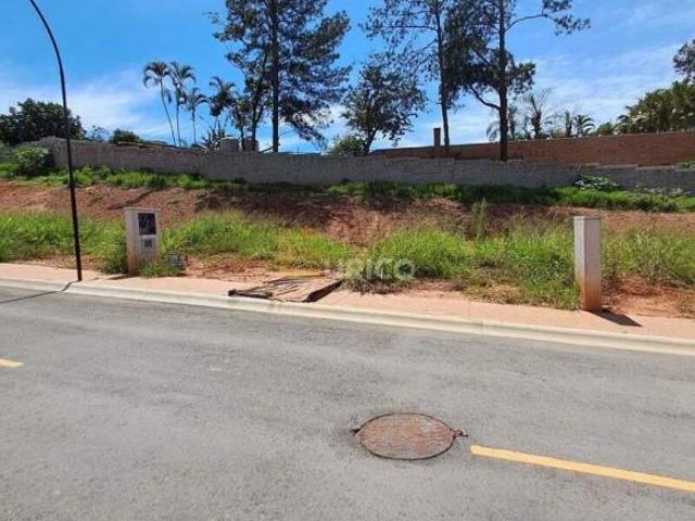 Terreno no Loteamento Villagio Tunis