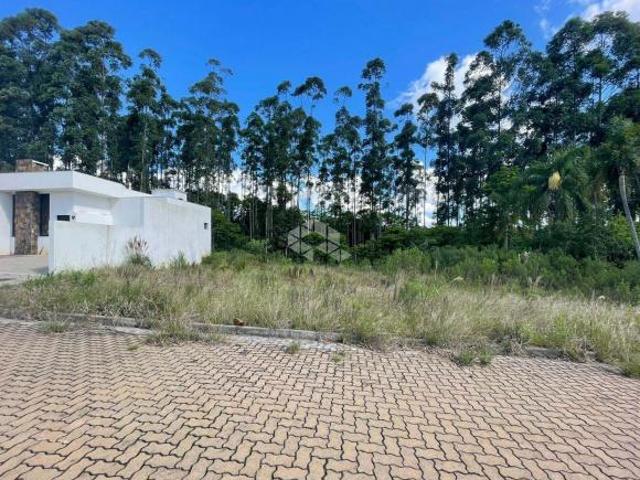 TERRENO NO PARQUE DAS BRISAS
